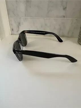 Ray-Ban | Accessories | Rayban Black Frame Sunglasses With Green Lenses ...
